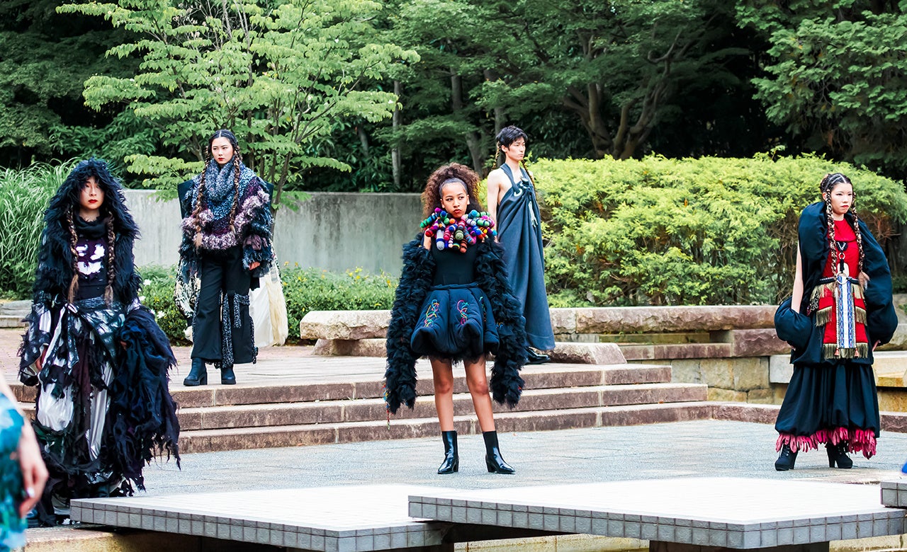 長居公園が華麗なランウェイに！大阪文化服装学院が魅せる未来のファッション | 公募/コンテスト/コンペ情報なら「Koubo」